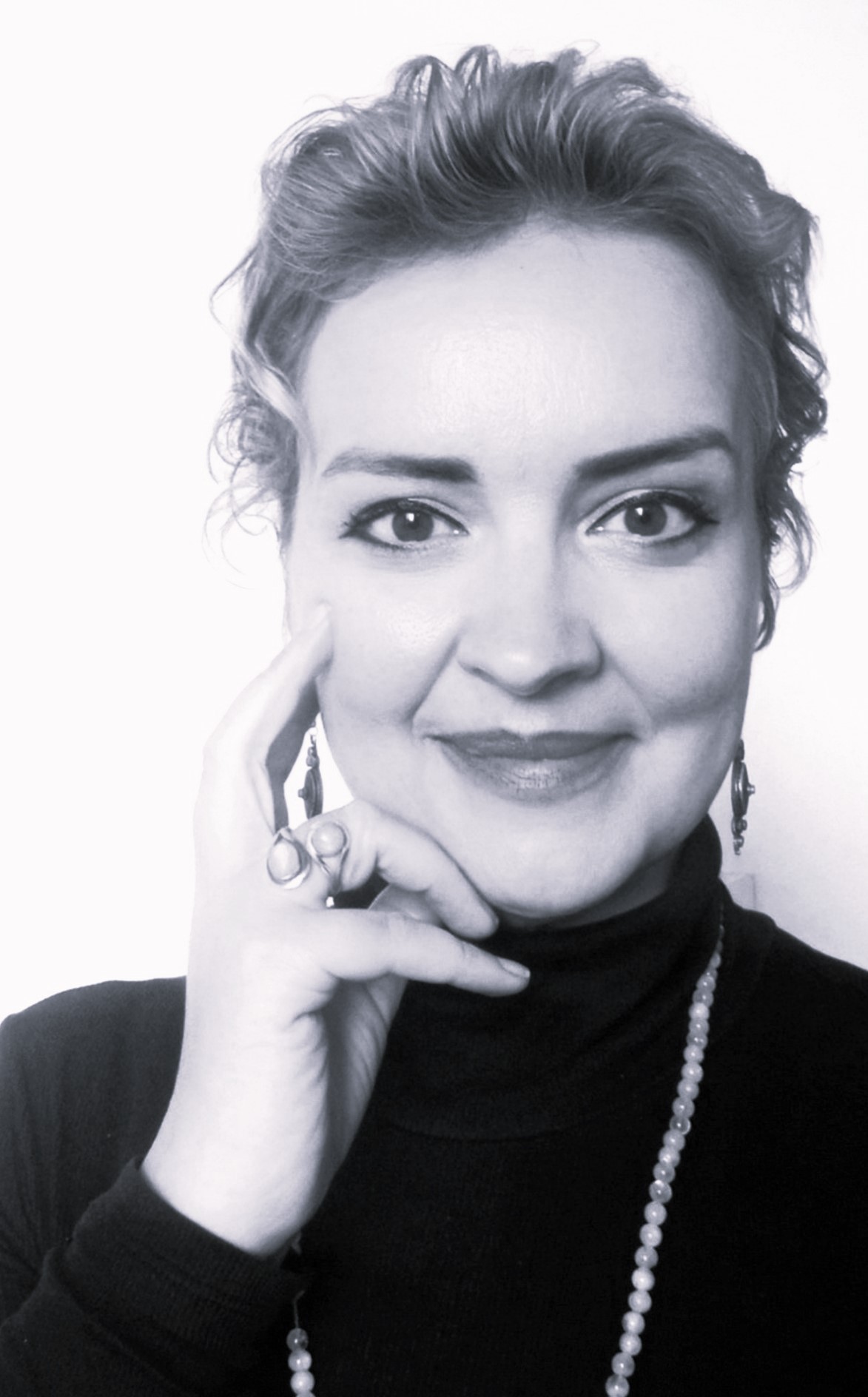 Adele Tomlin – Writer, Buddhist scholar-practitioner, translator and poet